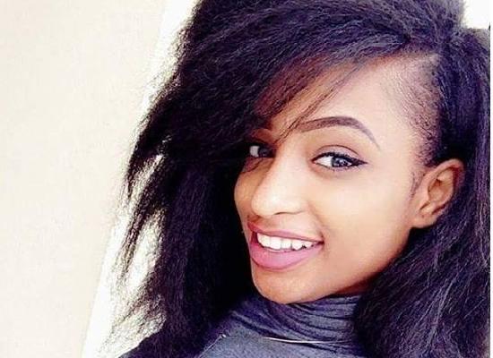 ( 23 Photos ) : Revoila Fatou Mbaye La plus belle supportrice des Lions ...