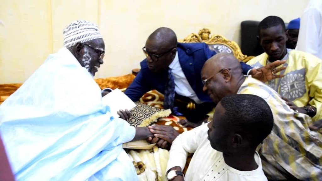 Visite de Pierre Atepa Goudiaby à Touba : Prélude d’une importante ...