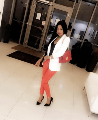 ( 07 Photos ) La Face cachée de Mouna Seck « NIAREEL » DE Cheikhou ...