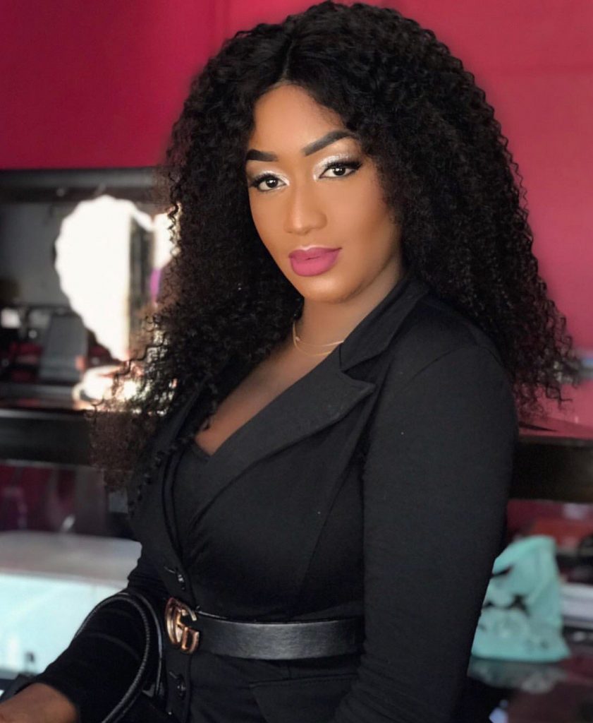 05 Photos : Lysa l’épouse de Pod plus rayonnante que jamais - Senegal7