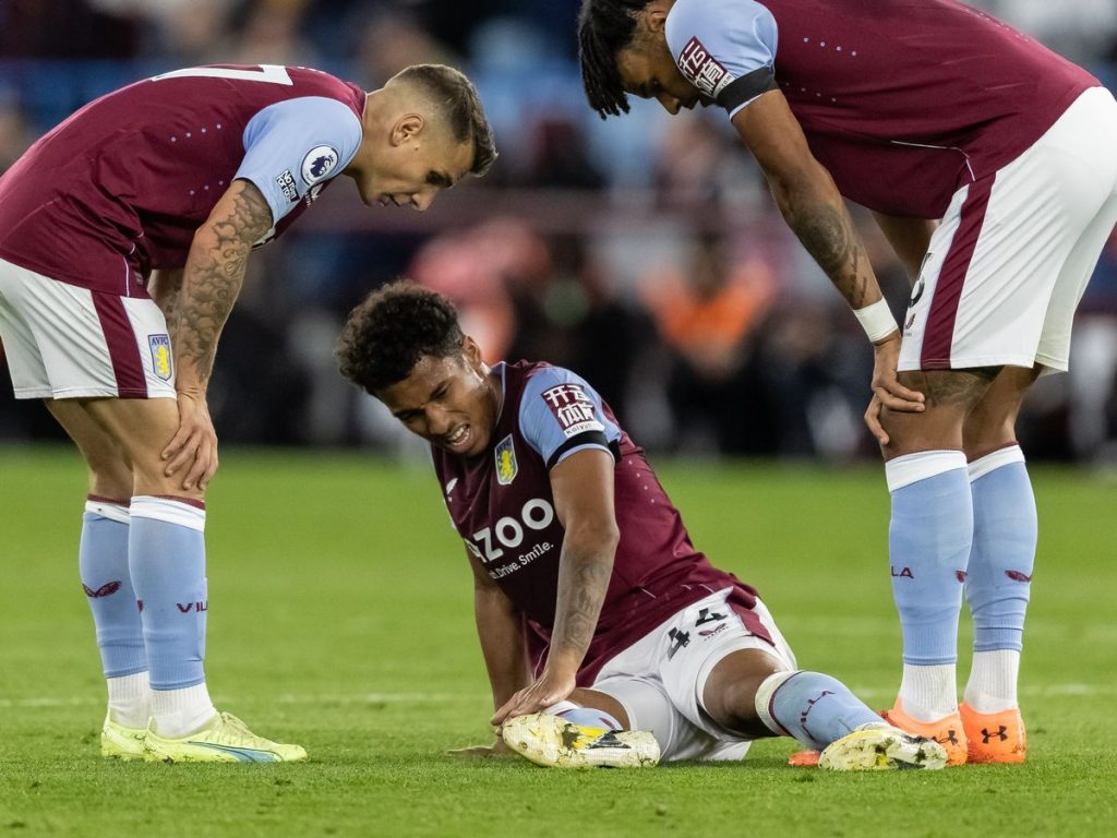 Aston Villa : Boubacar Kamara forfait pour la Coupe du monde ! - Senegal7