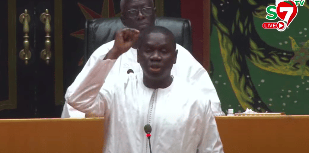 "3e mandat" : Me Oumar Youm apporte la réplique à deux députés français ...