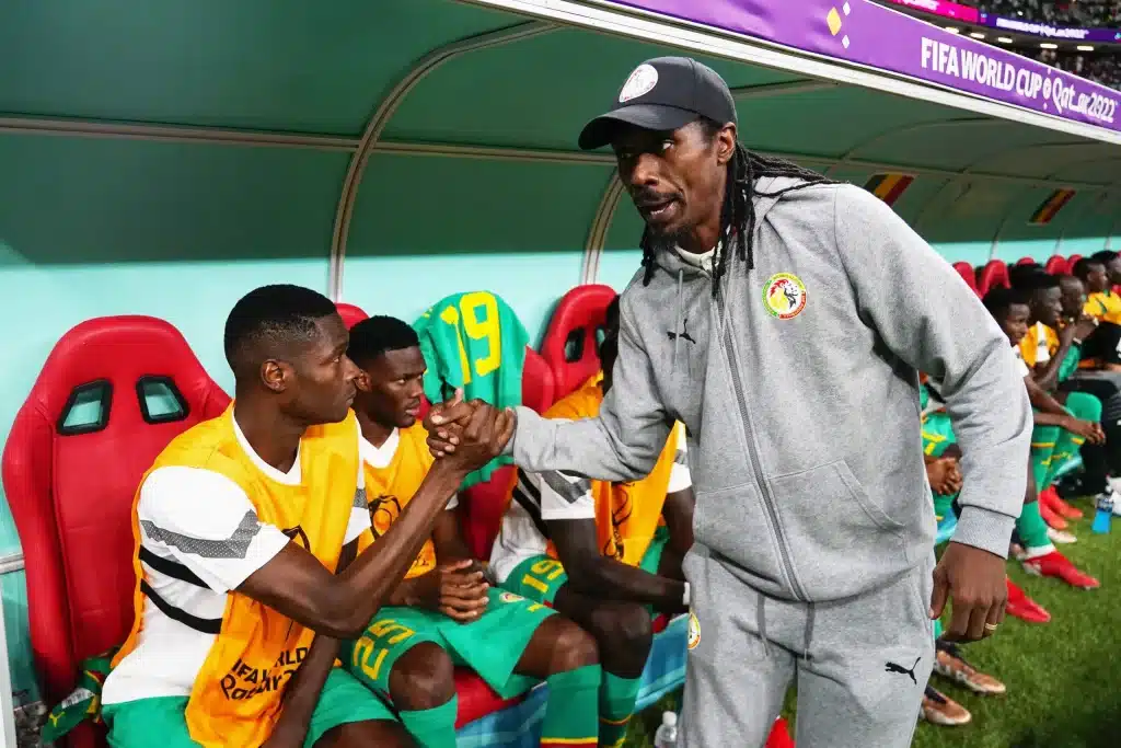 Sénégal-Gabon : Aliou Cissé aligne un onze inédit avec Mikayil Faye ...