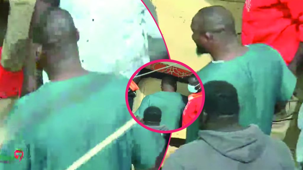 L'arrivée du roi des arènes Modou Xaragne Lo chez Franc (Vidéo) - Senegal7