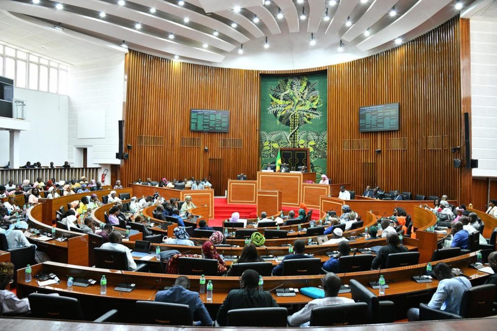 Assemblée nationale : Les députés adoptent le projet de loi relatif à l ...